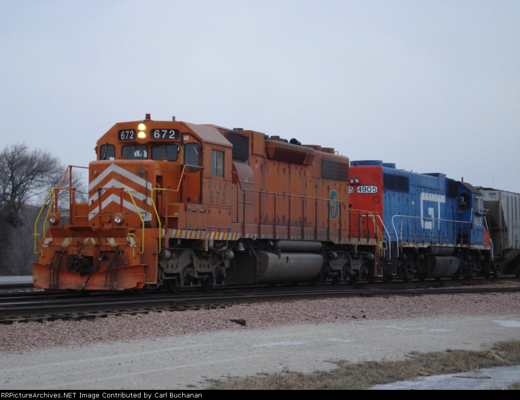 EJE 672 and GTW 4905